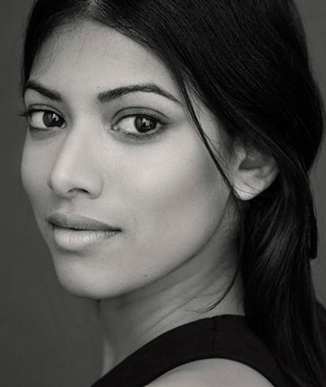 Anushka Senanayake – Movies, Bio and Lists on MUBI