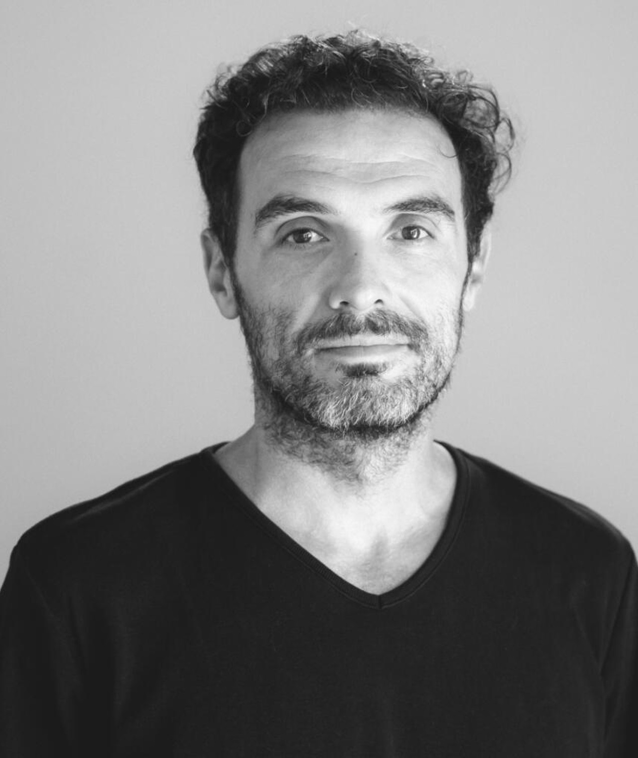 Gastón de la Serna: Películas, biografía y listas en MUBI