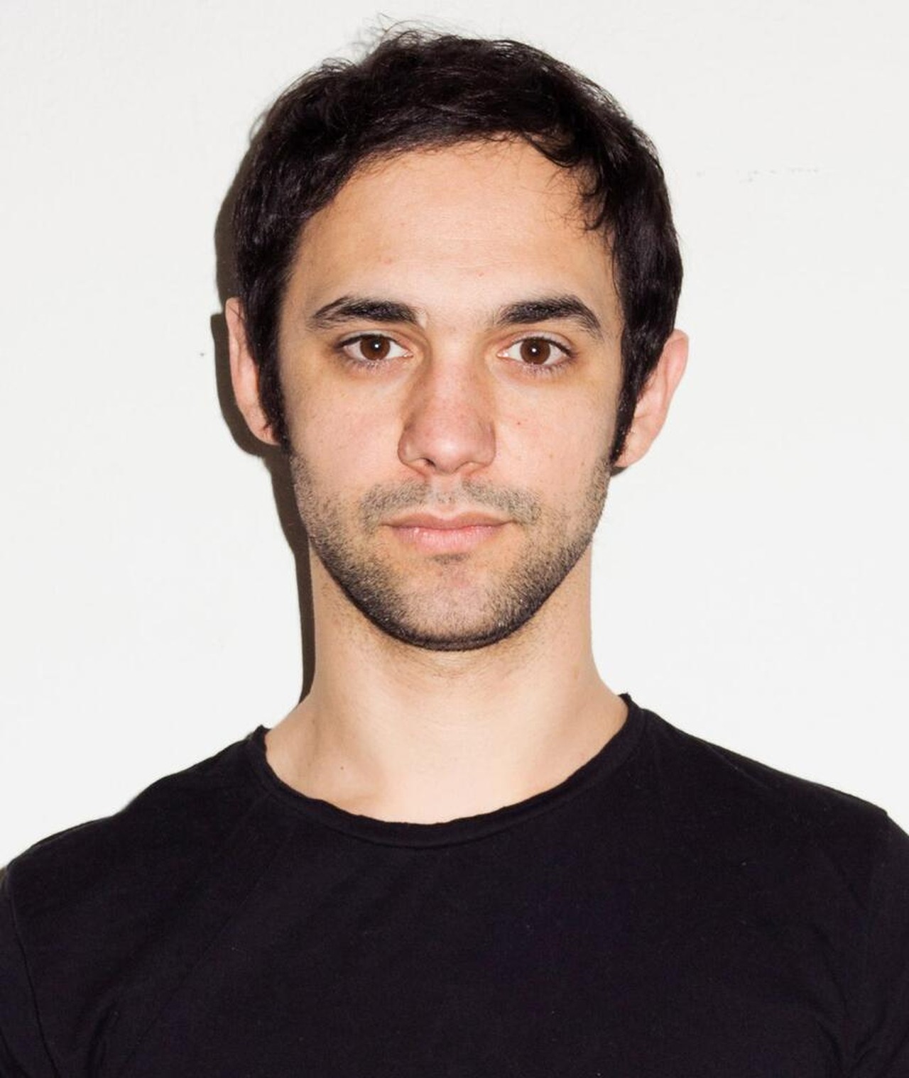 Cosmo – Movies, Bio and Lists on MUBI