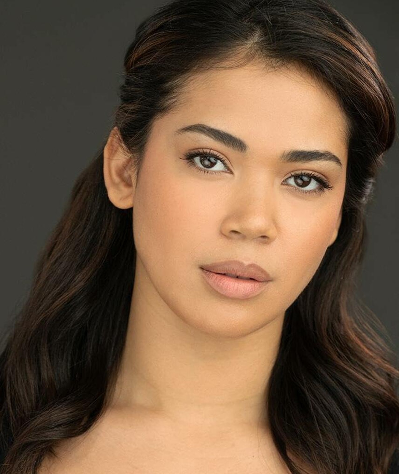 Shyinne Anastacio – Movies, Bio and Lists on MUBI