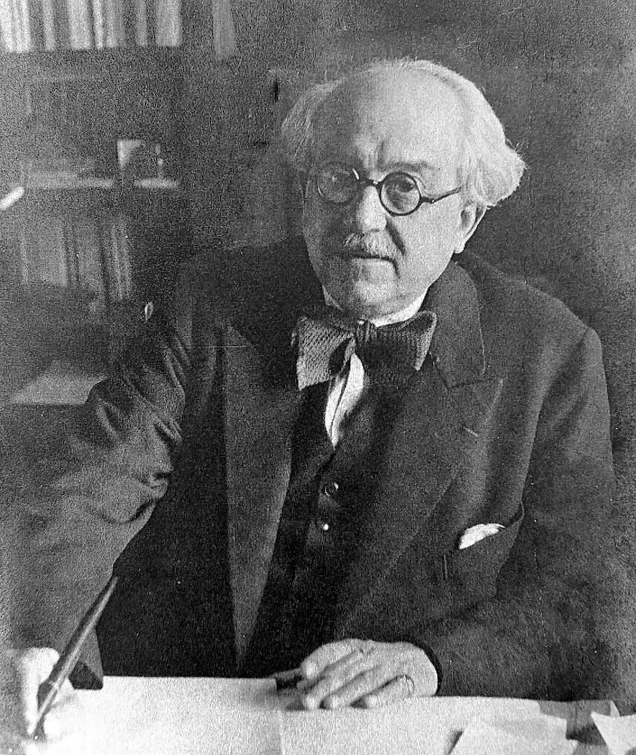 Marcel Rouff – Movies, Bio and Lists on MUBI