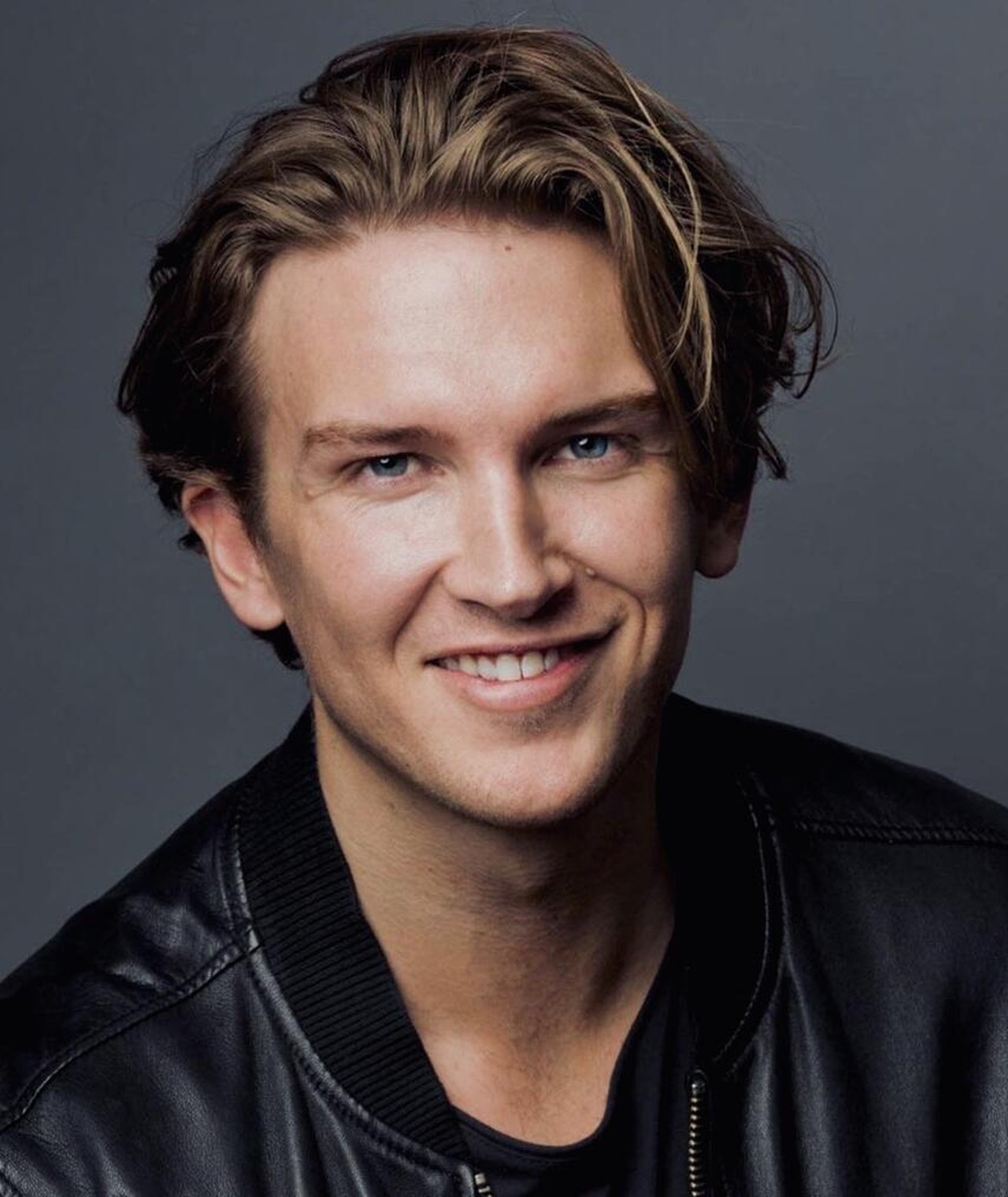 James Barrington – Movies, Bio and Lists on MUBI