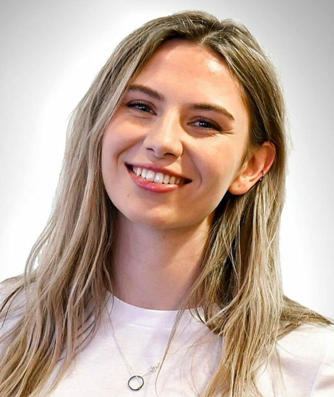 Sian Eleri – Movies, Bio and Lists on MUBI