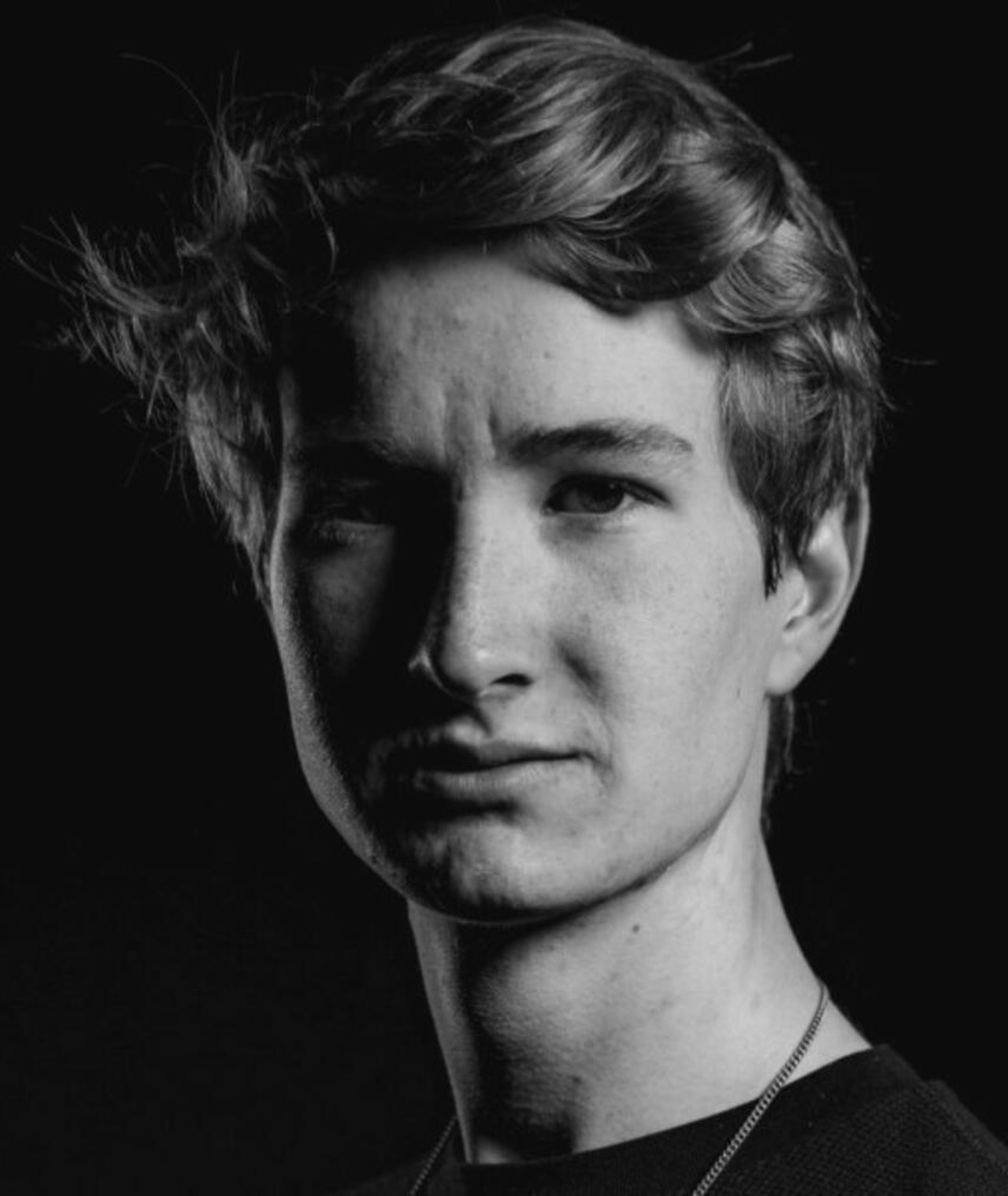 Cian Magner – Movies, Bio and Lists on MUBI