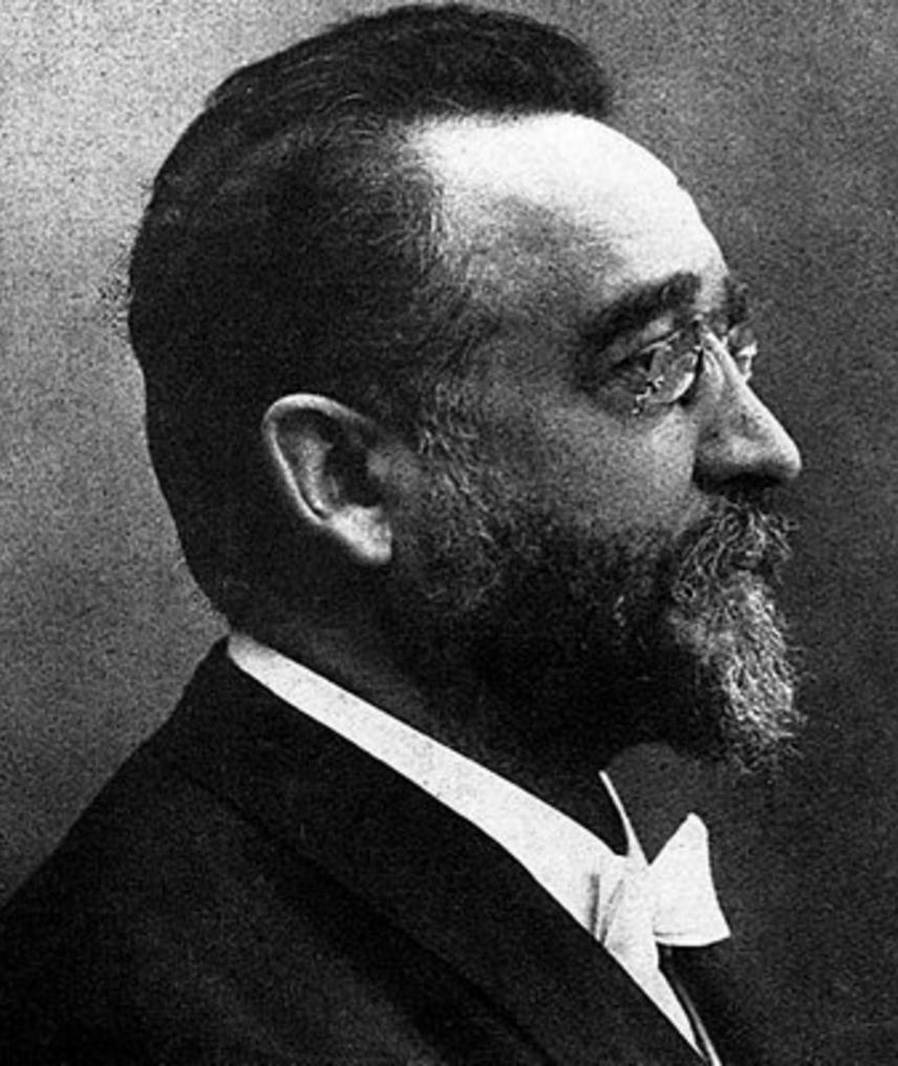 Ruperto Chapí – Movies, Bio and Lists on MUBI