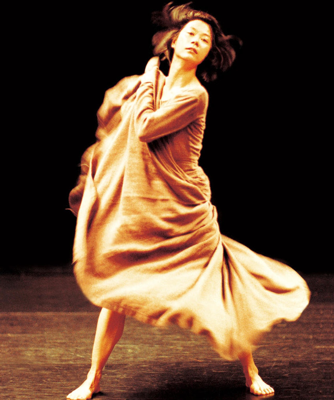 Manfei Lo – Movies, Bio and Lists on MUBI