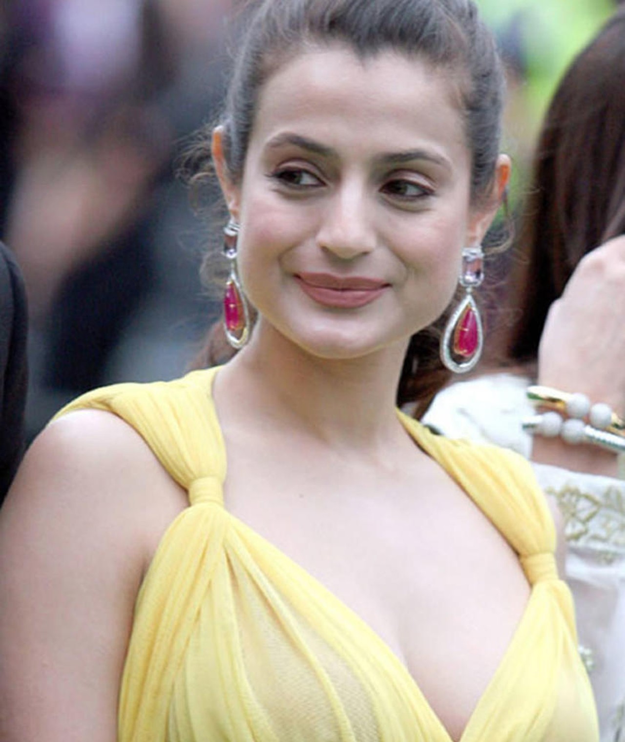 Ameesha Patel Movies Bio And Lists On MUBI Ameesha Patel Movies Bio And Lists On MUBI