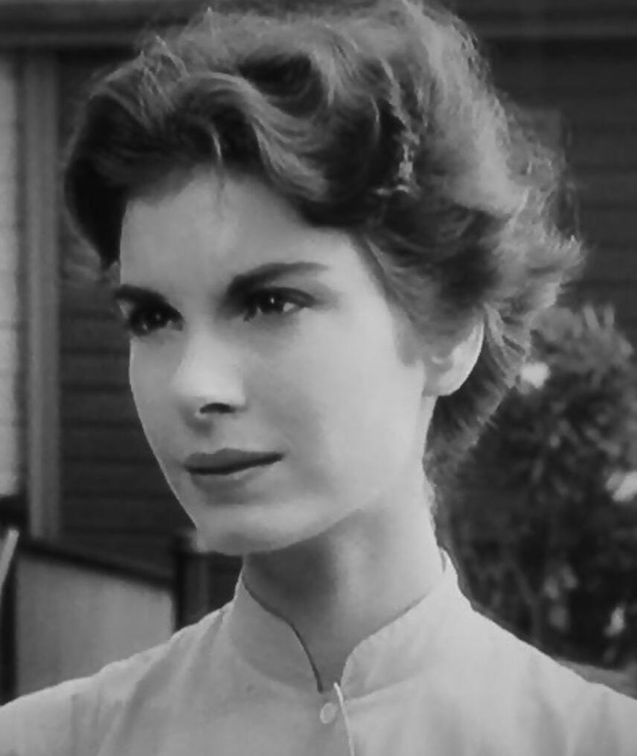 Leila Barry – Movies, Bio and Lists on MUBI