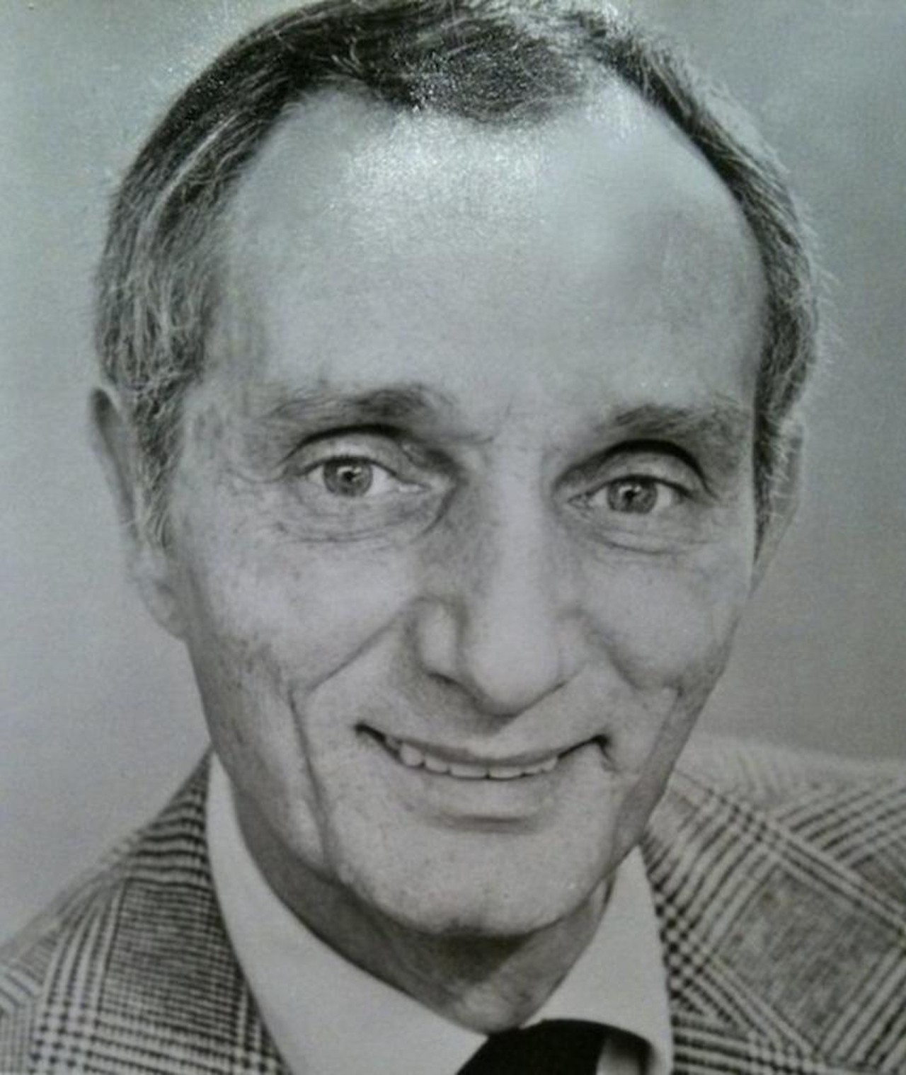 Harry Bugin – Movies, Bio and Lists on MUBI