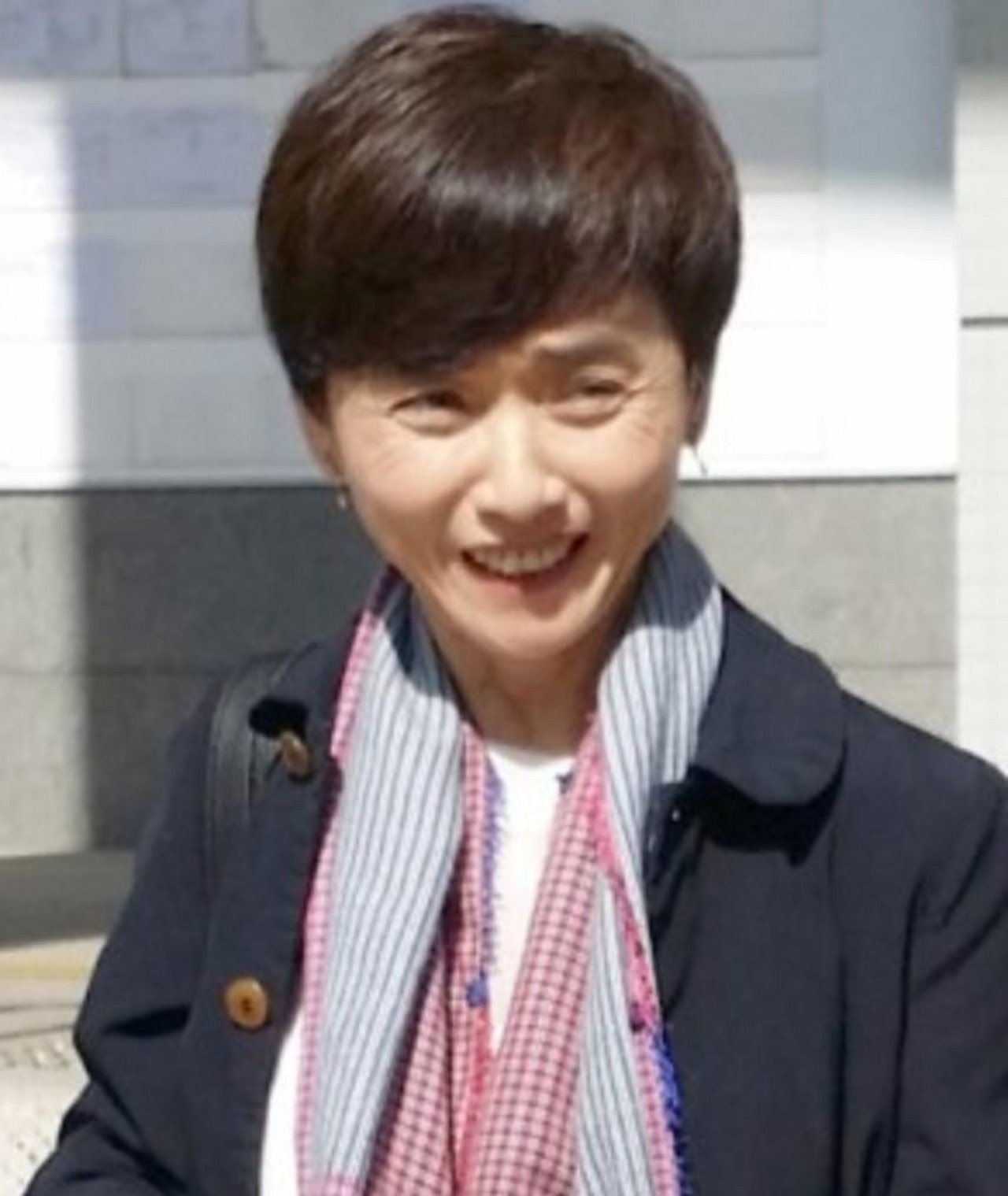 Linda Kuk – Movies, Bio and Lists on MUBI