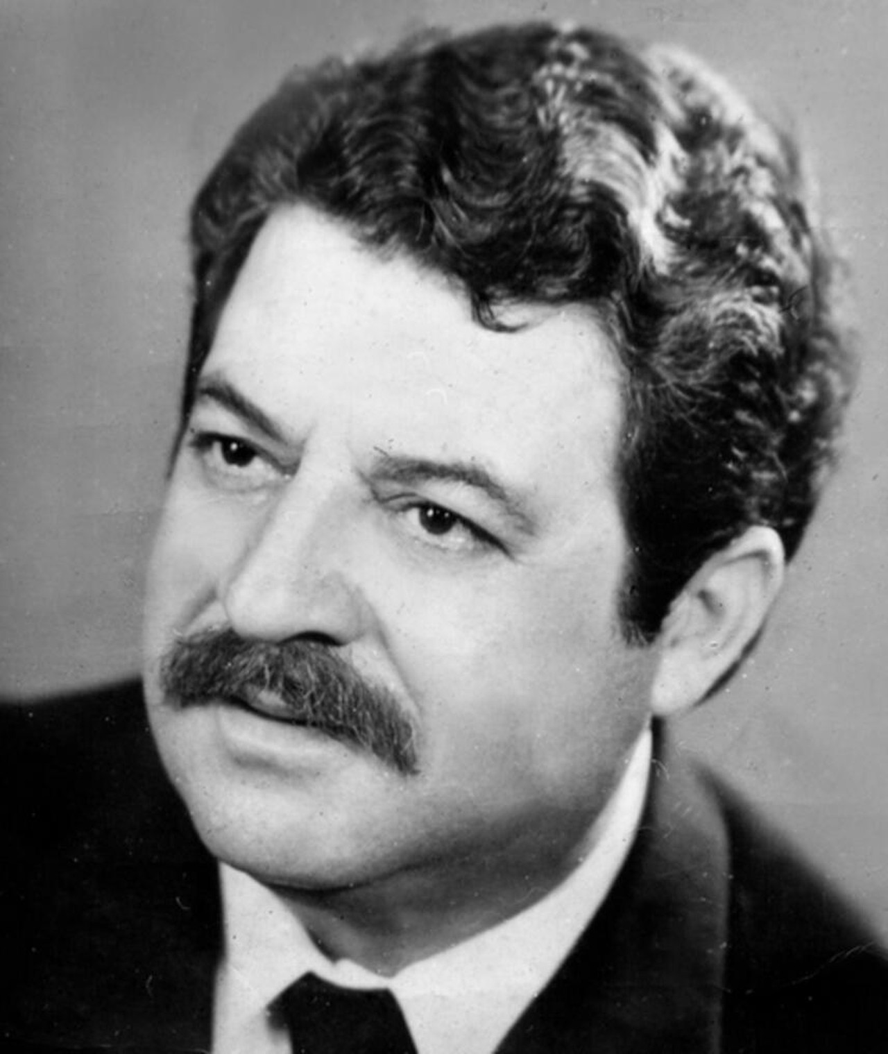 Nikolin Xhoja – Movies, Bio and Lists on MUBI