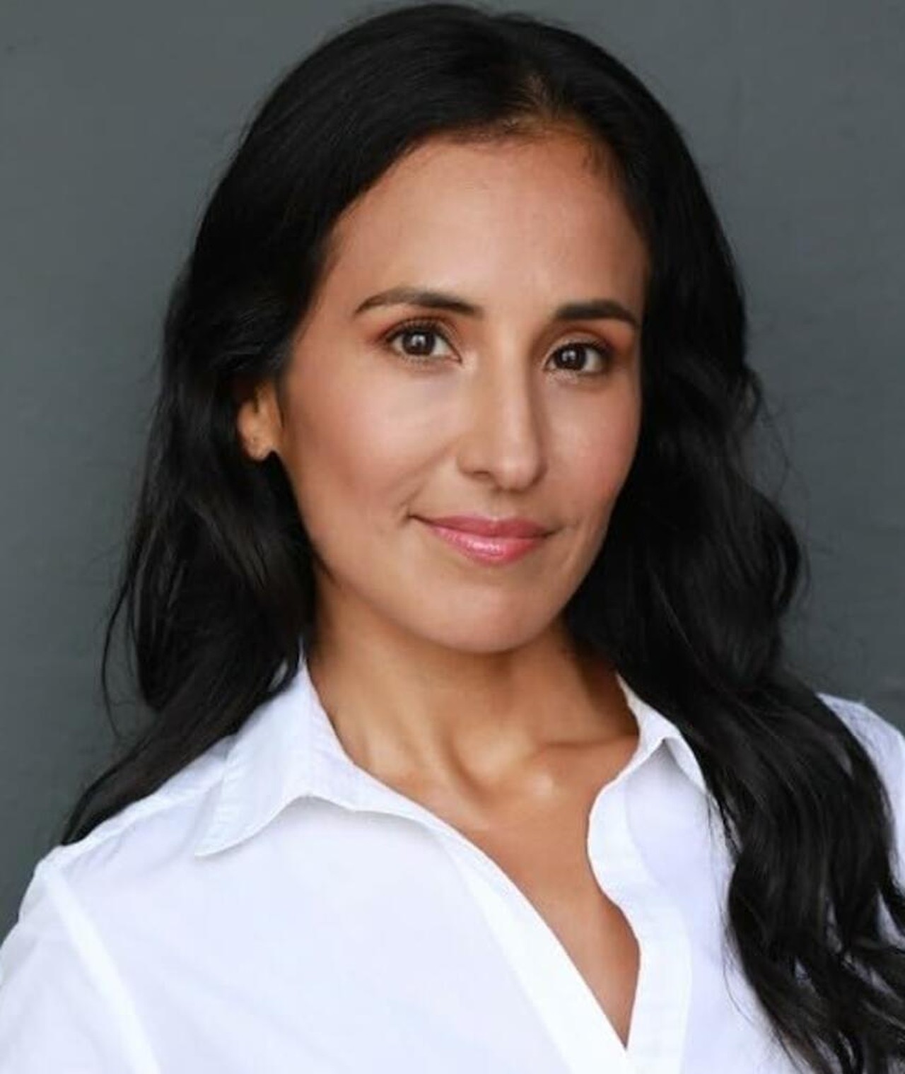 Elena Estér – Movies, Bio and Lists on MUBI