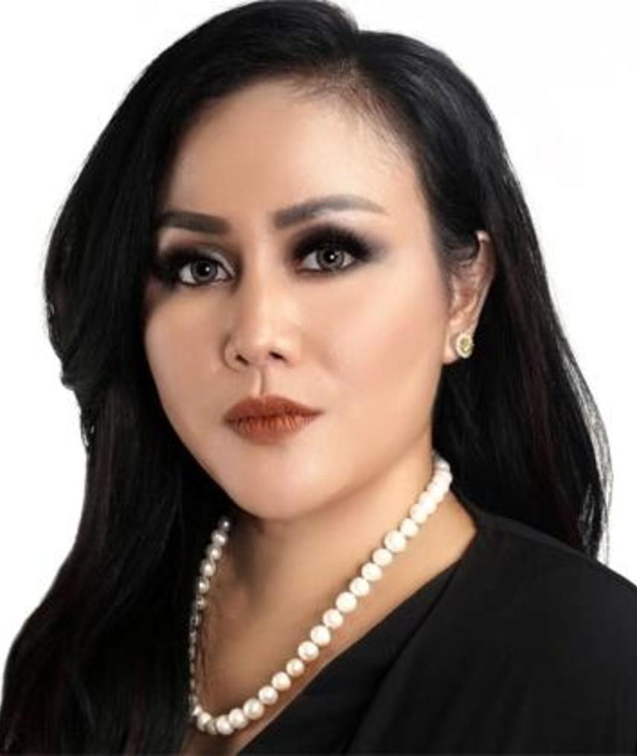 Vera Zanobia – Movies, Bio and Lists on MUBI