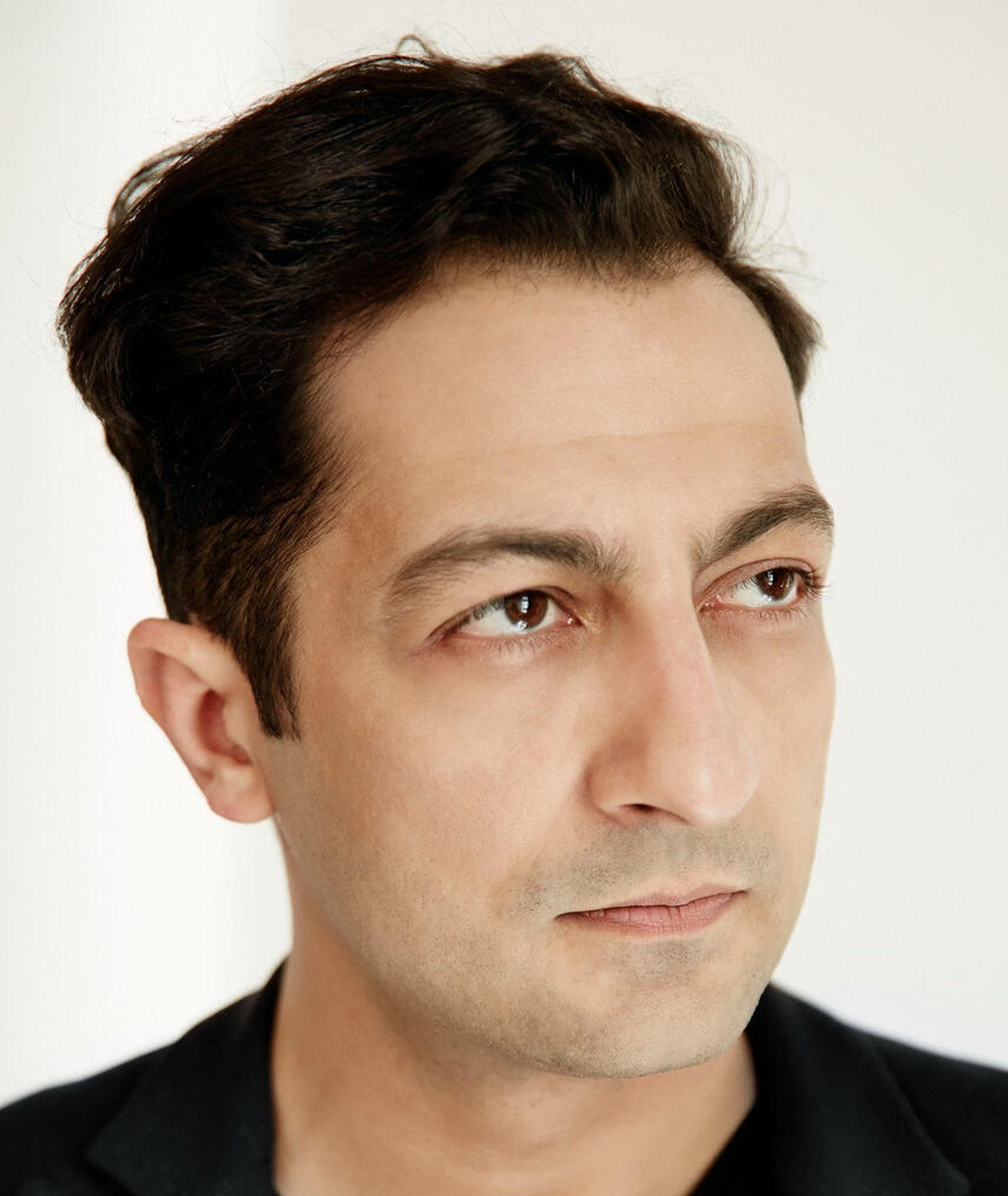 Arash Safaian – Movies, Bio and Lists on MUBI