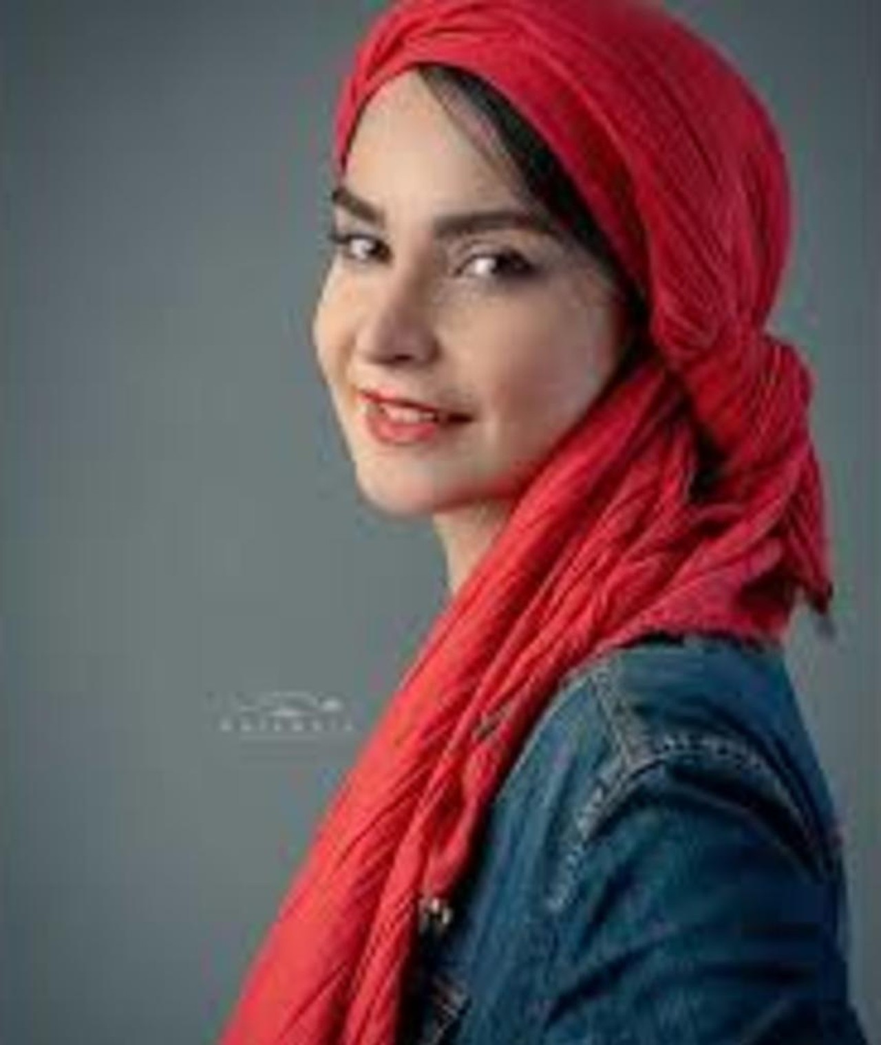 Mahdie Nassaj – Movies, Bio and Lists on MUBI