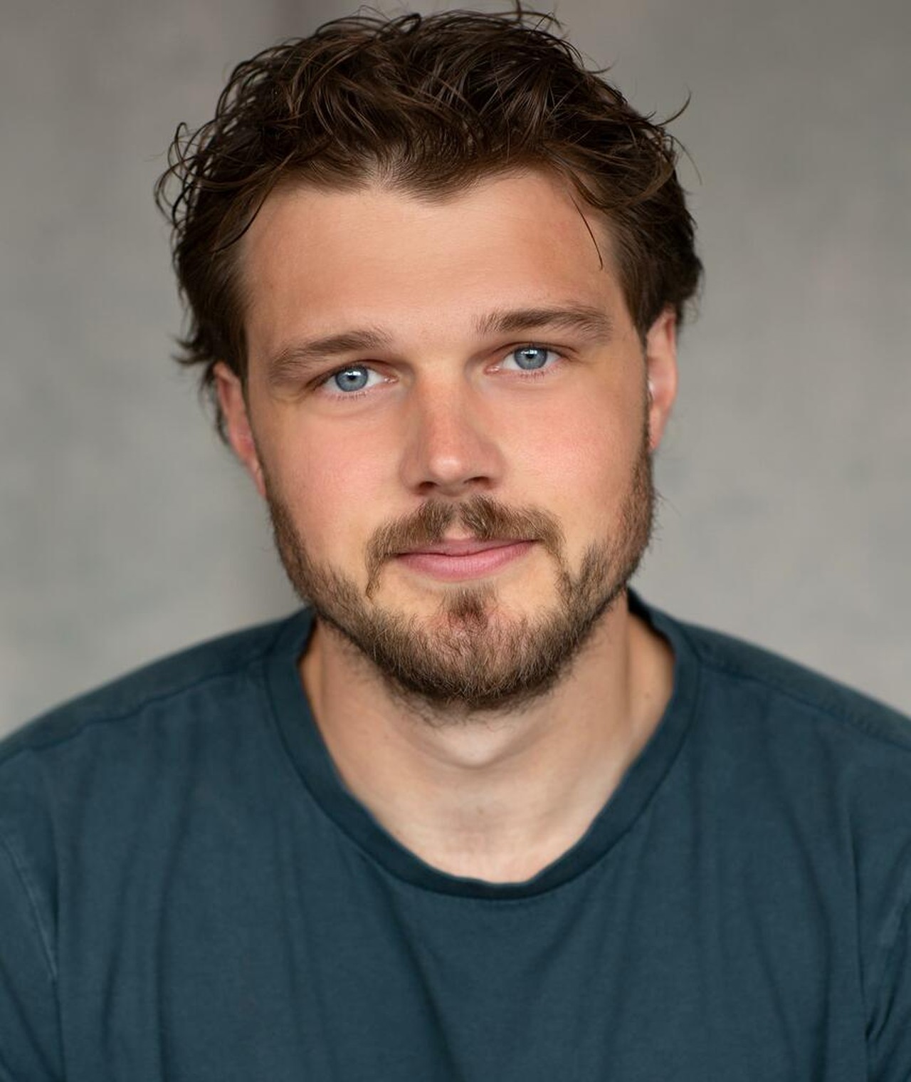 Alexander Simkin – Movies, Bio and Lists on MUBI