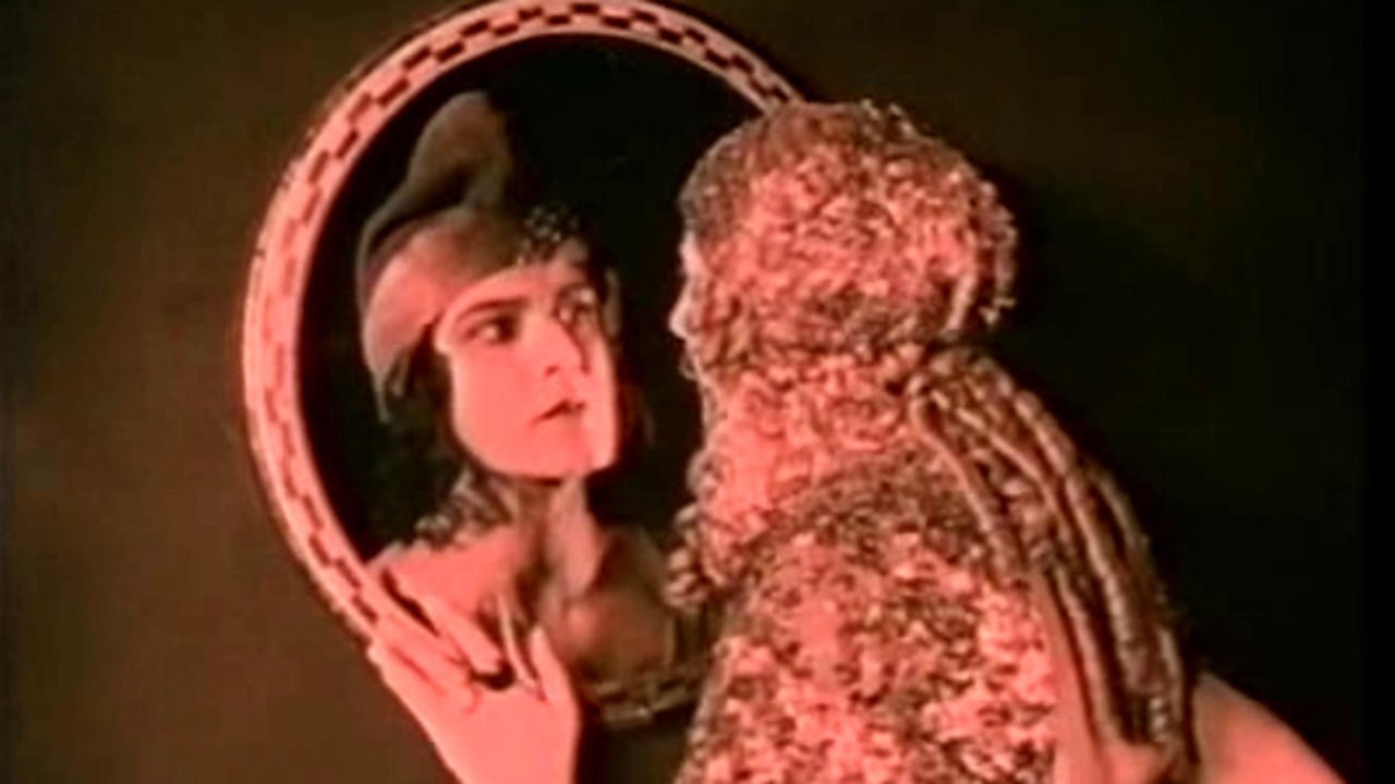 Helena, Part 1 : The Abduction of Helen (1924) | MUBI
