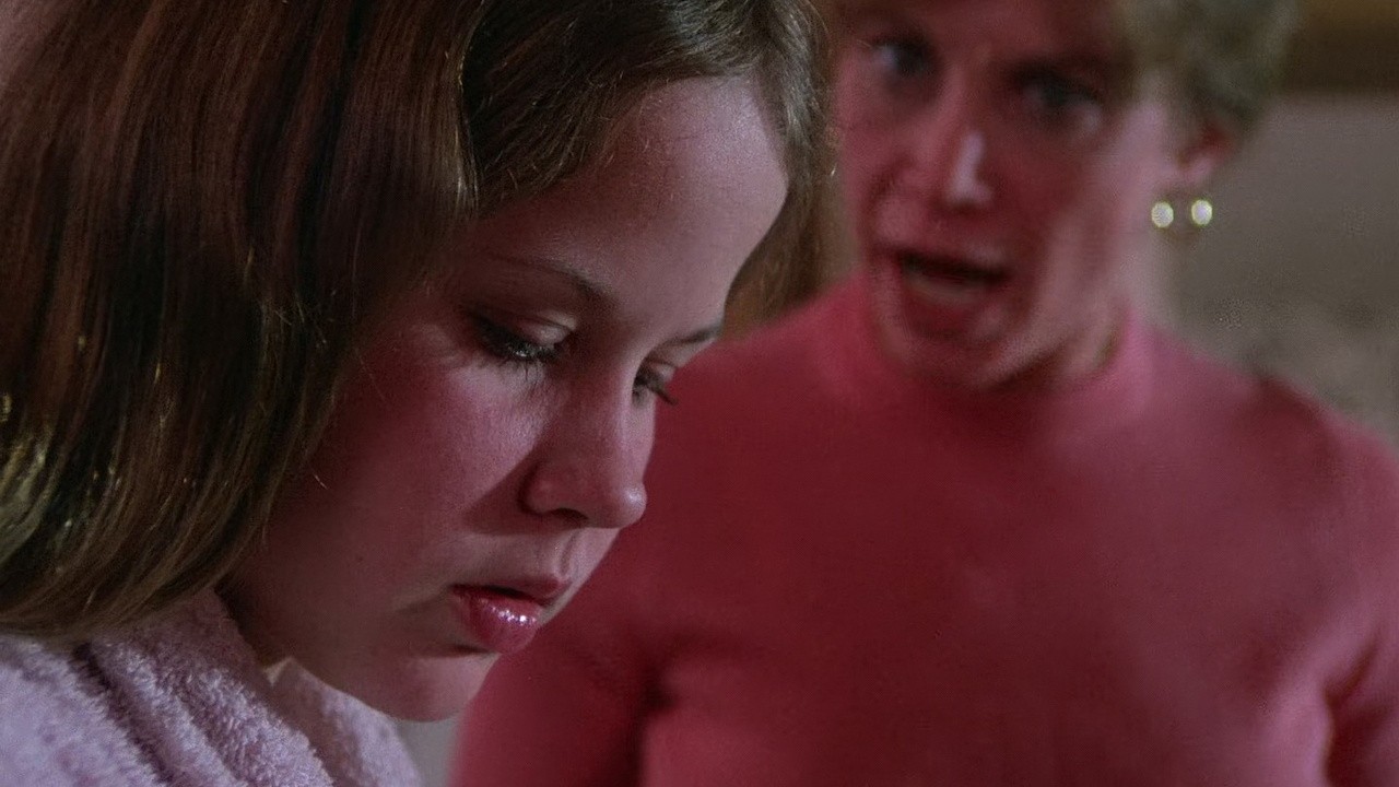 Sarah T. - Portrait of a Teenage Alcoholic (1975) | MUBI