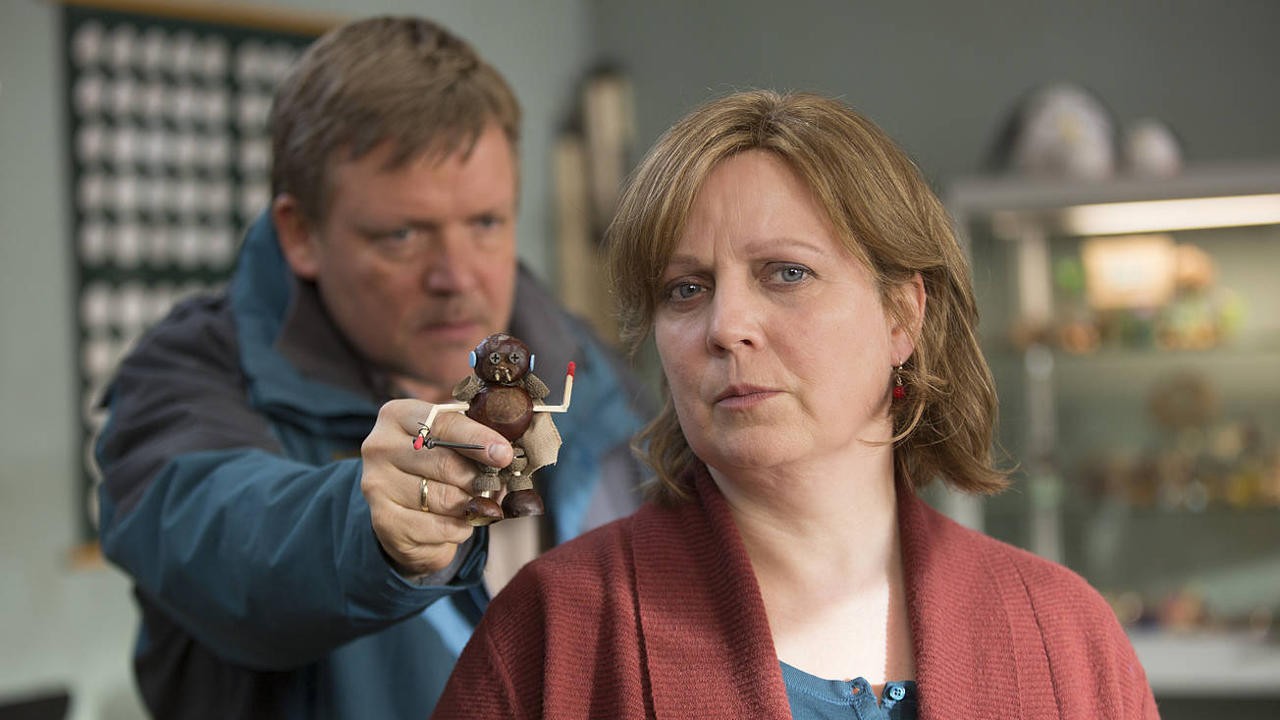 Frau Müller muss weg! (2015) | MUBI