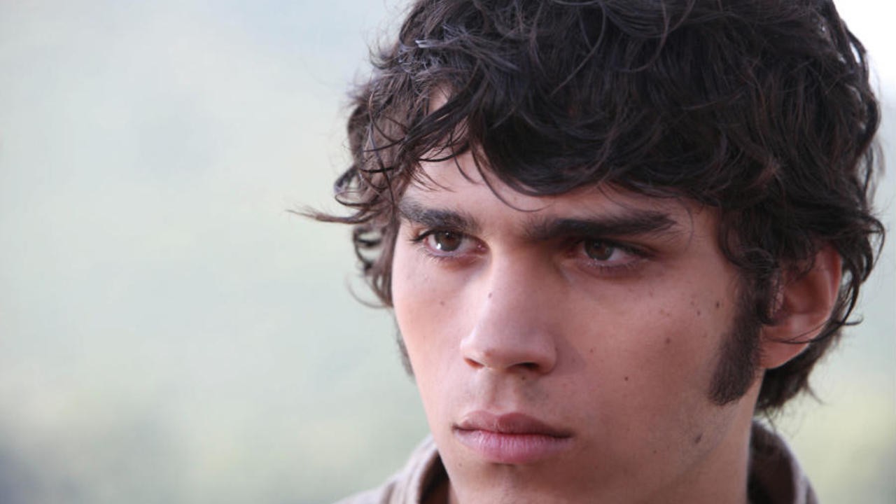 Almeno tu nell'universo (2011) | MUBI