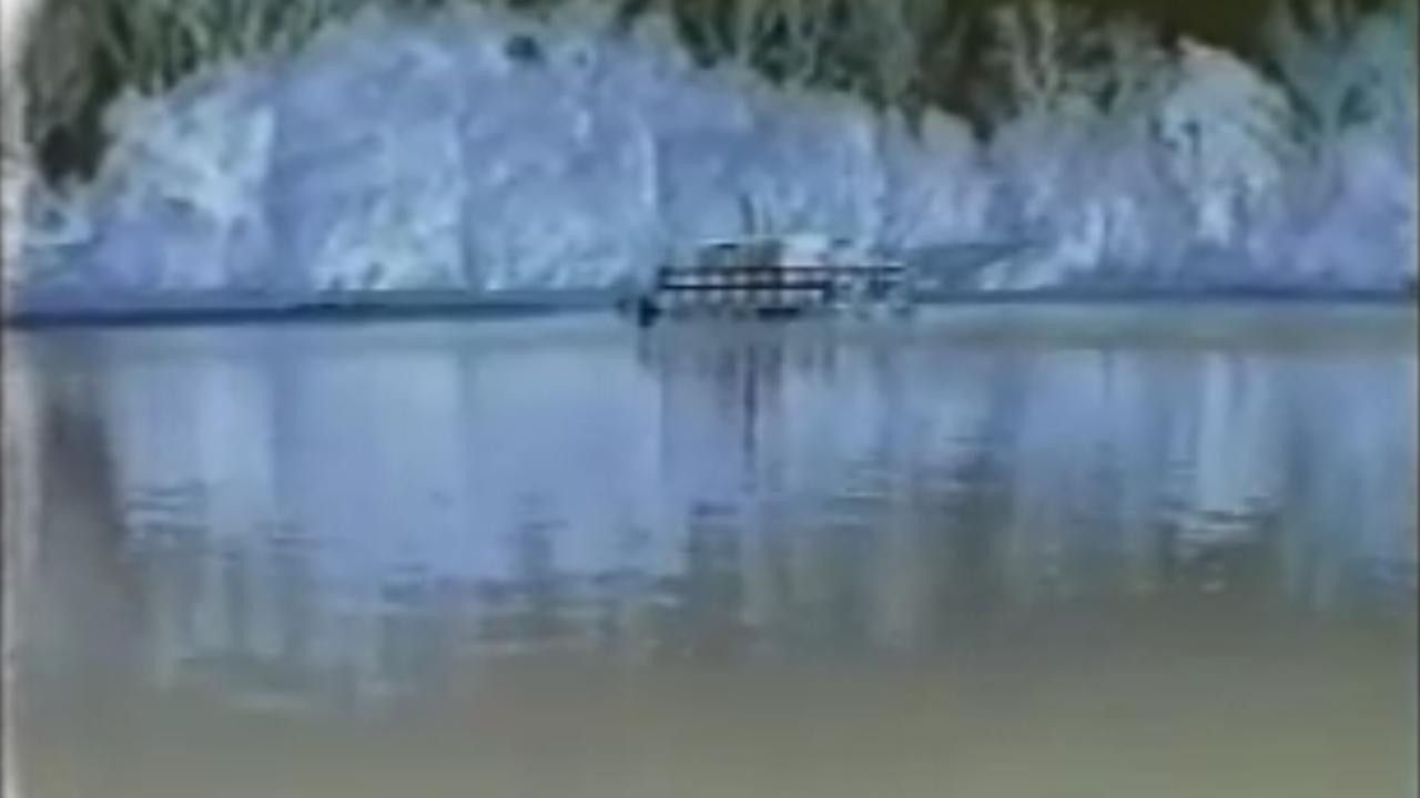 The Weight of the Soul (1998) | MUBI