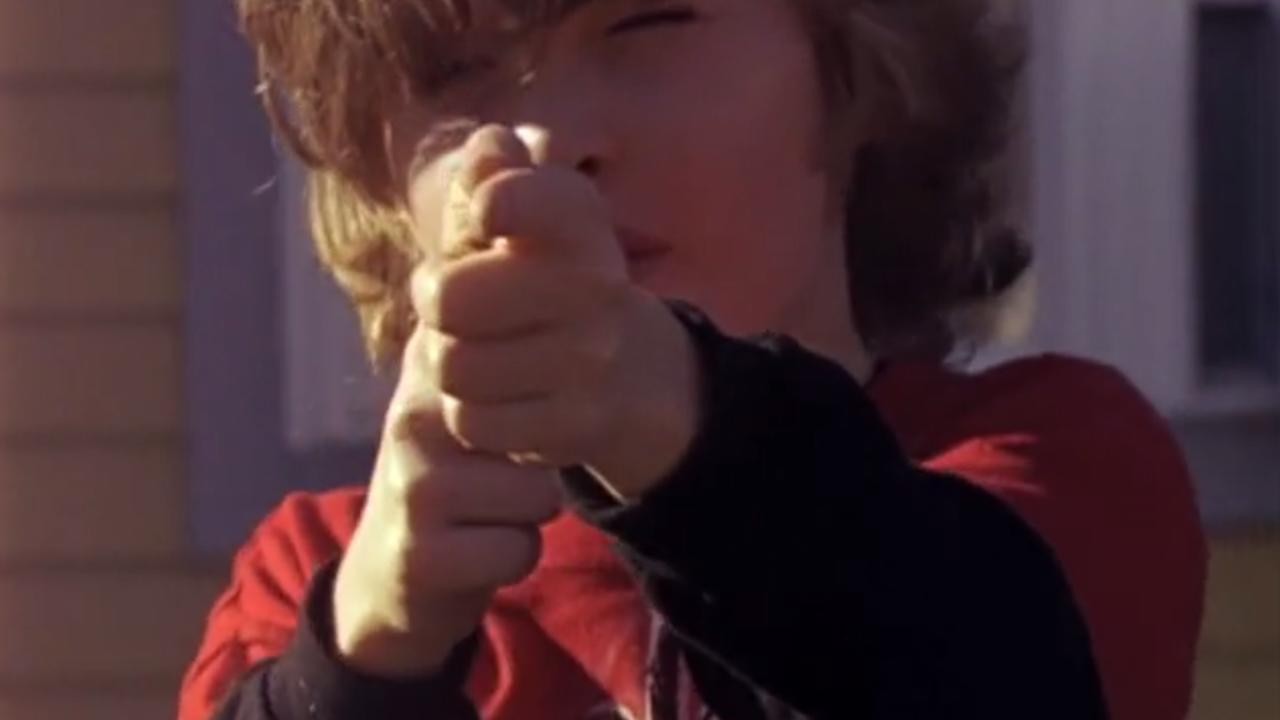 Weapons Expert Demonstration (2010) | MUBI