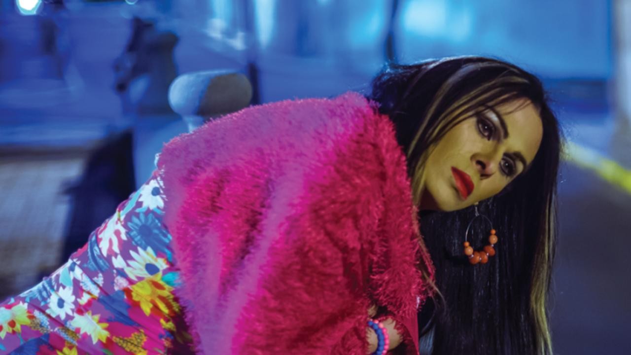 Hold Me Like Before (2016) | MUBI