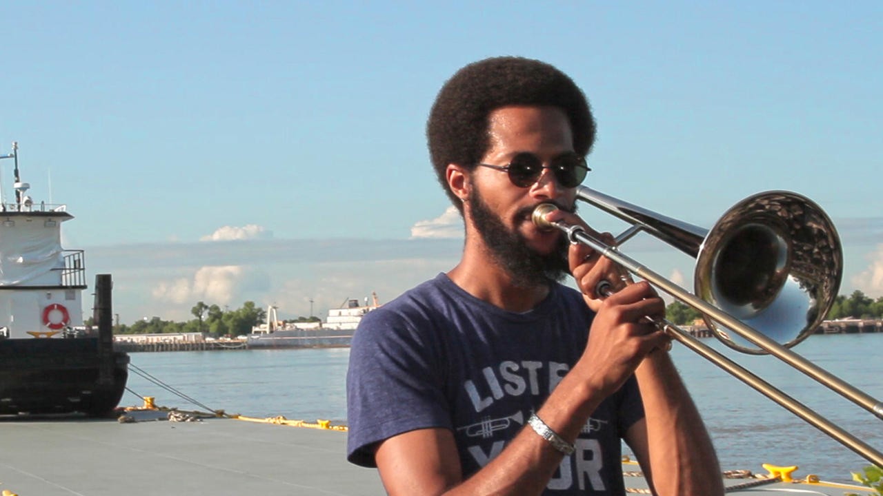 H-E-L-L-O (2014) | MUBI