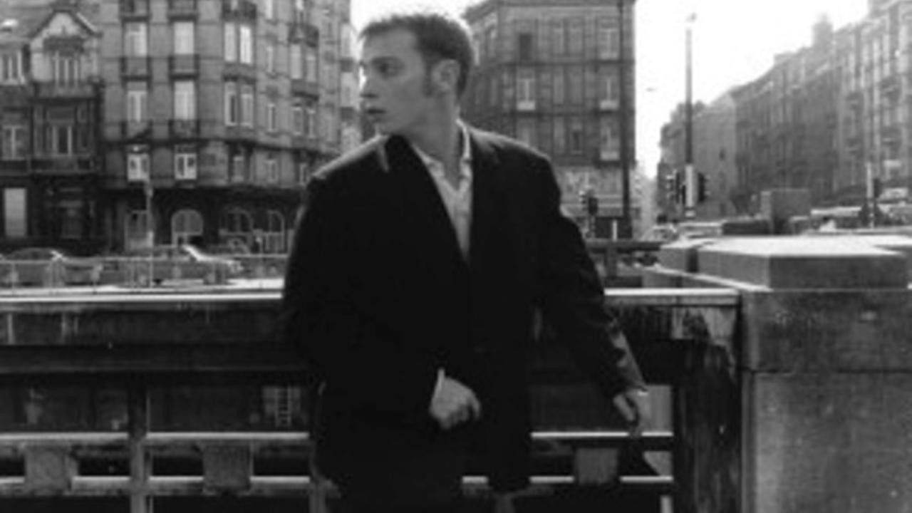 Story of a Young Hurried Man (1997) | MUBI