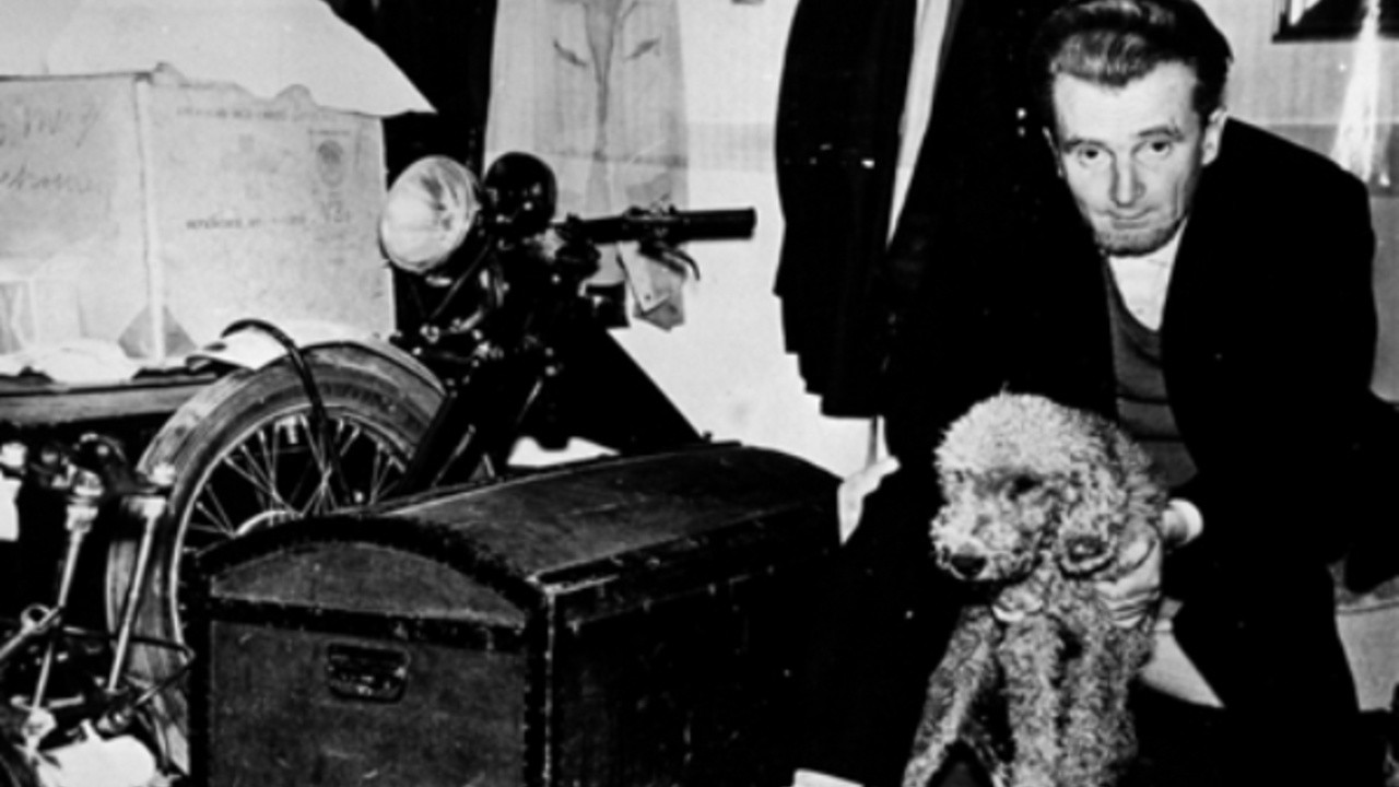 And That Man I Am Myself, Jan Hanlo (1990) | MUBI