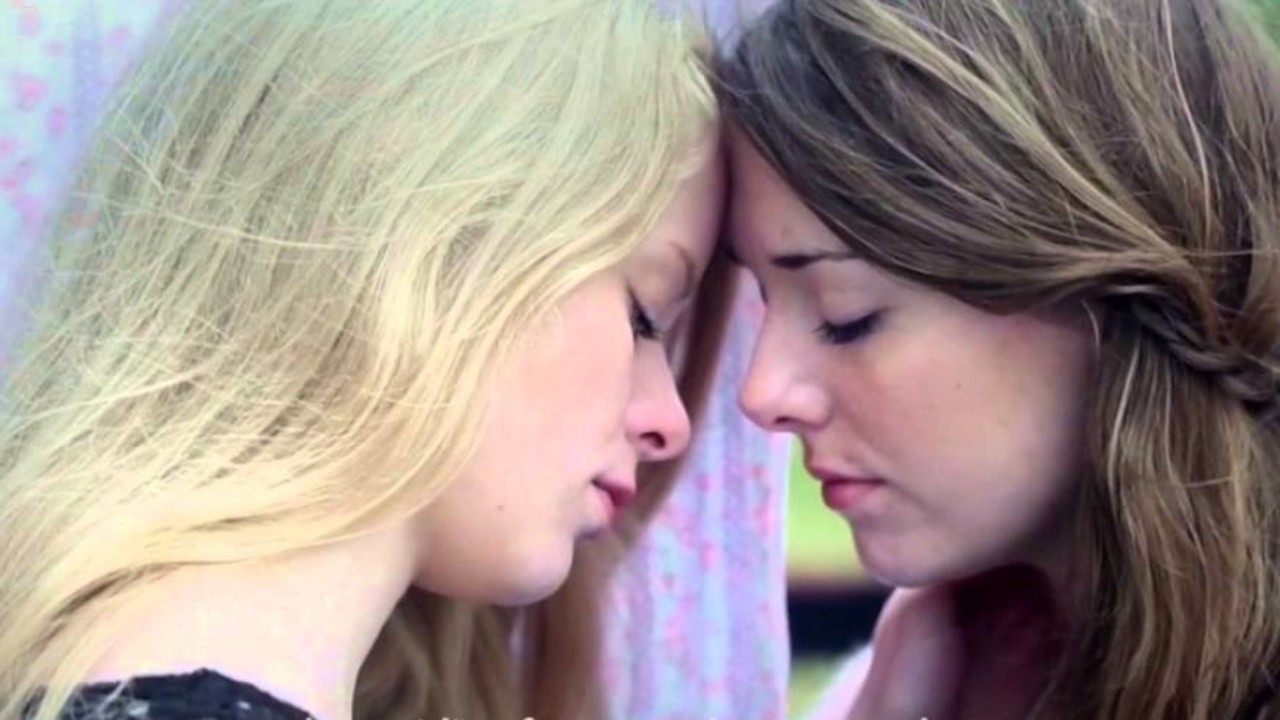 Falling Angels (2014) | MUBI