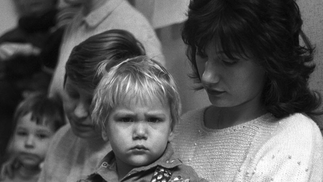 Part-time Job: Mother (1990) | MUBI