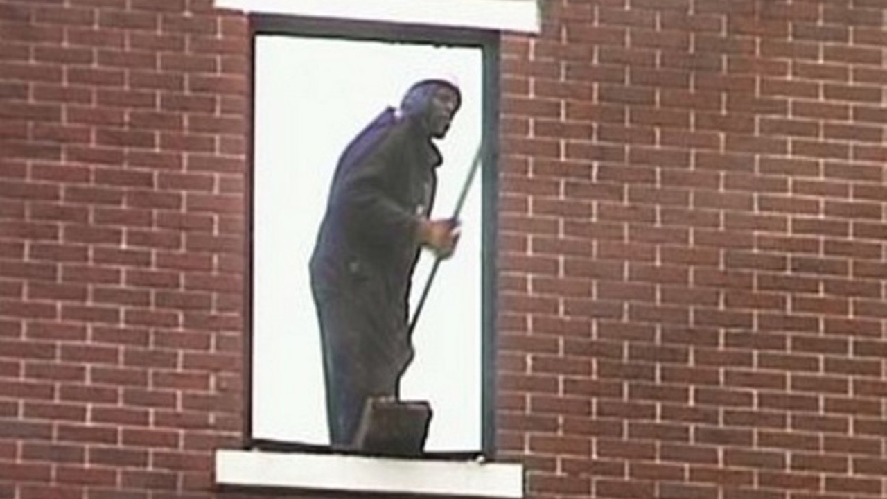 The Last Customer (2003) | MUBI