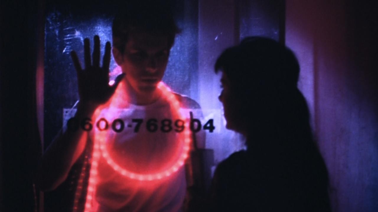 Smokers Only (2001) | MUBI