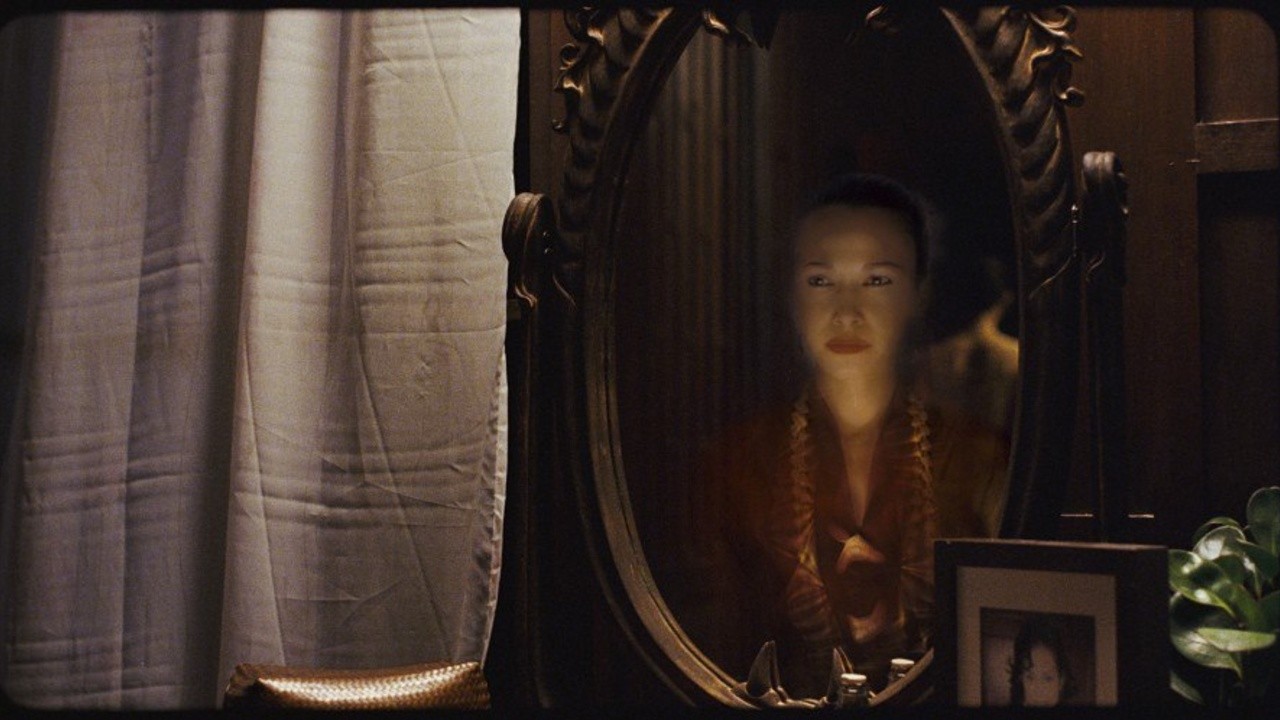 TRAILER - Mirror (2007)