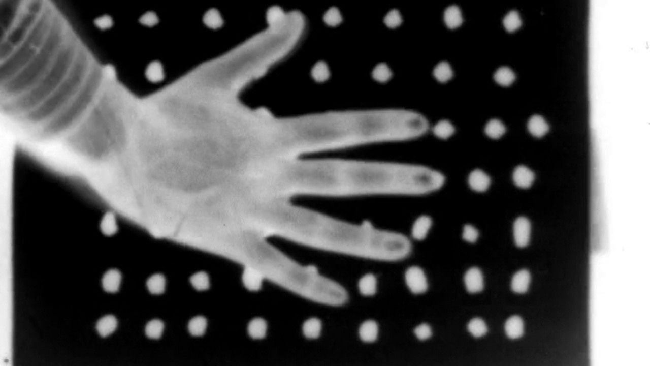 Vues animées de l'atelier et collection Richard Winther (1958) | MUBI