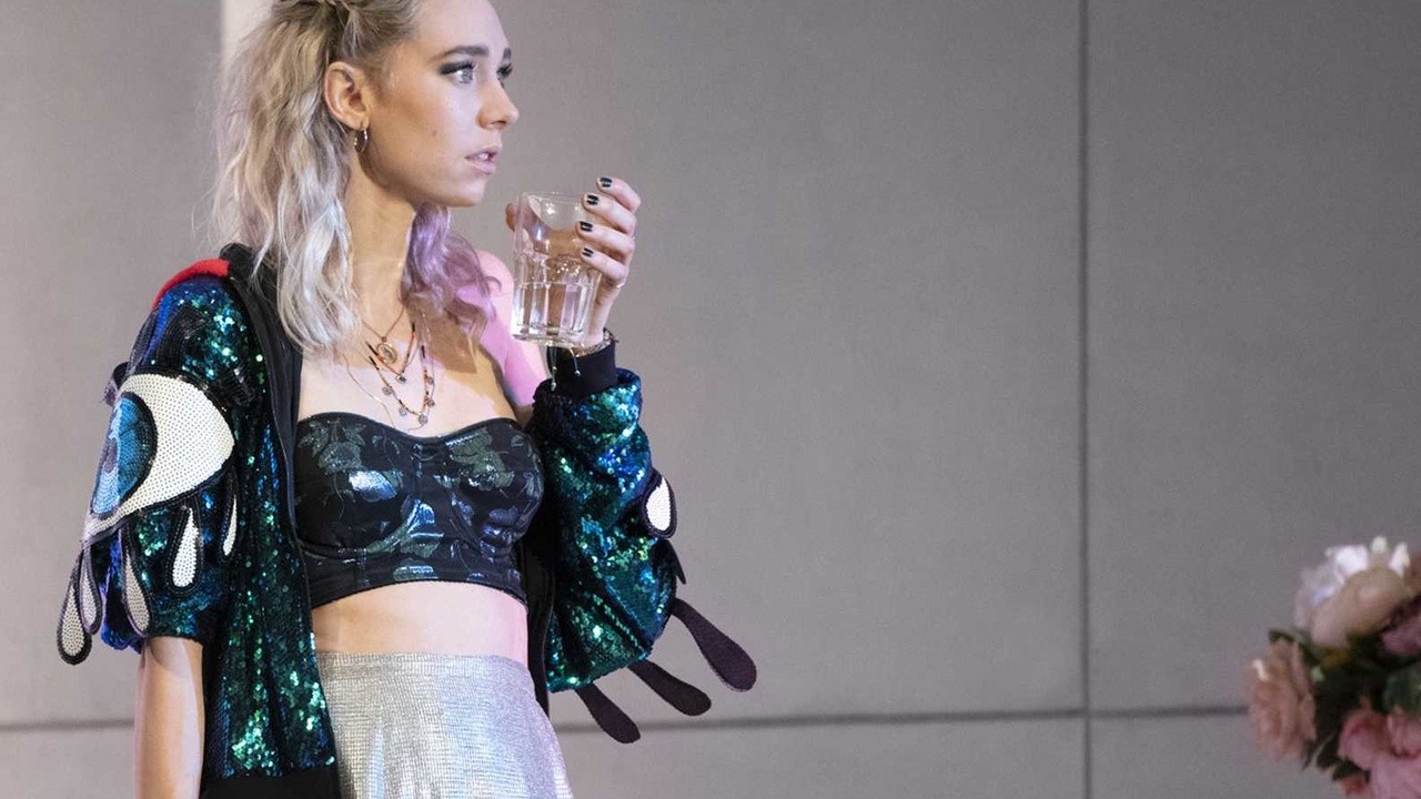 TRAILER - National Theatre Live: Julie (2018)