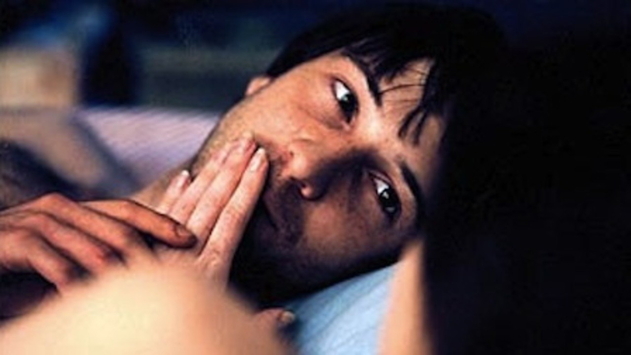 Loving Glances (2003) | MUBI