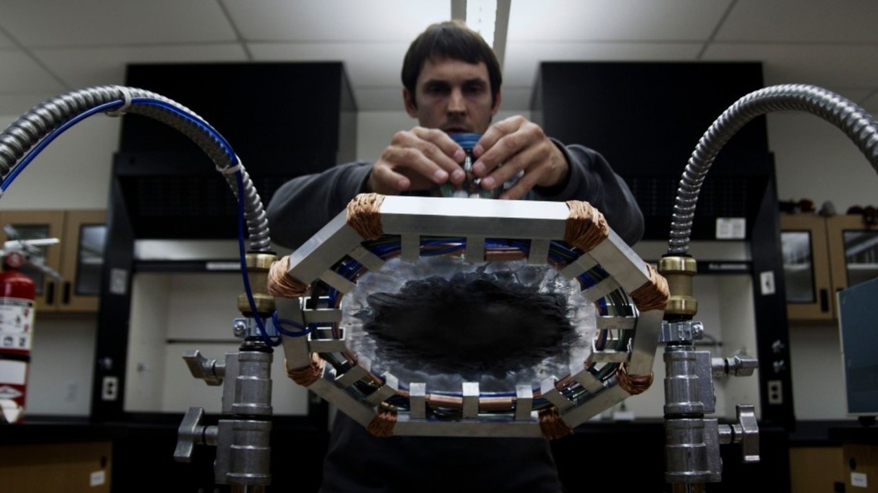 Intersect (2020) | MUBI