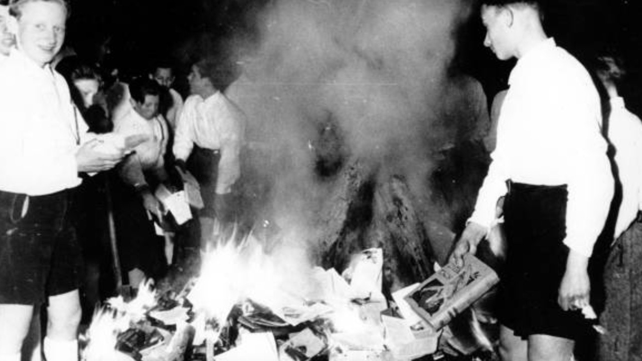 Heil Hitler! Confessions of a Hitler Youth (1991) | MUBI