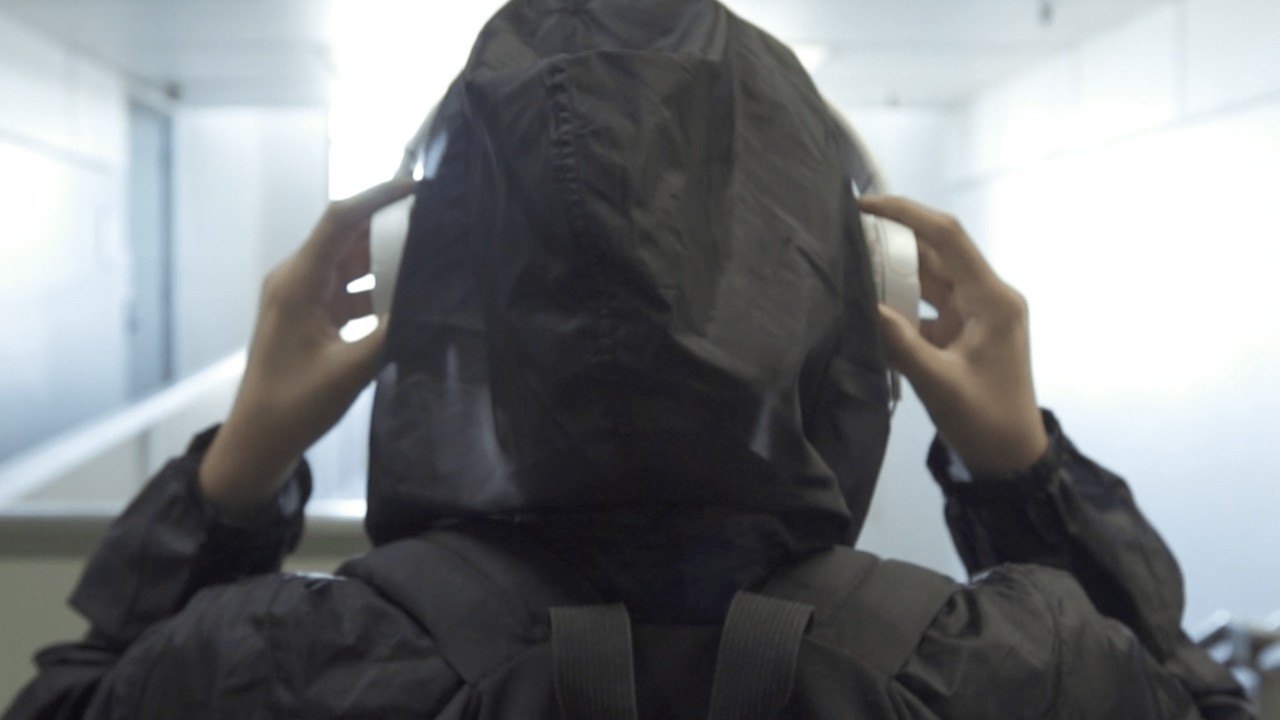 Blue Veil (2021) | MUBI