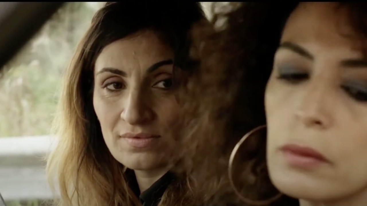 The Veiled Wings (2016) | MUBI