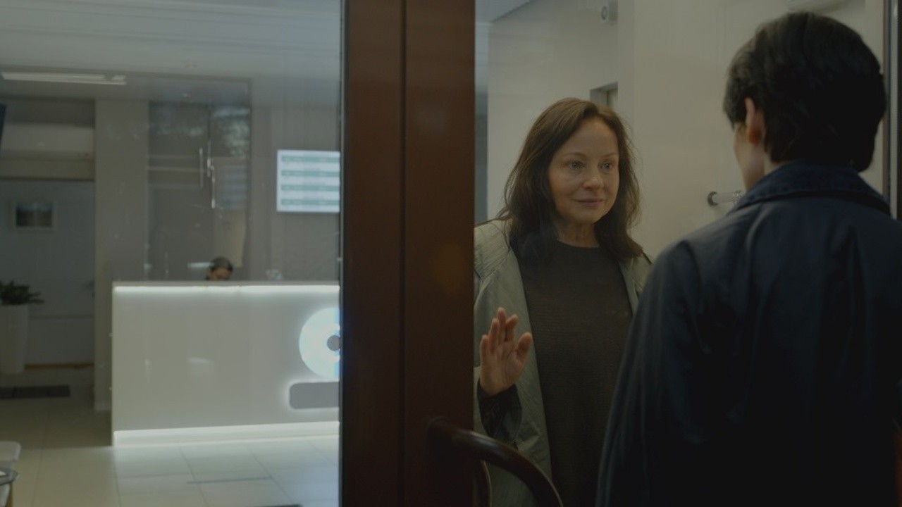 Winter Season (2022) | MUBI