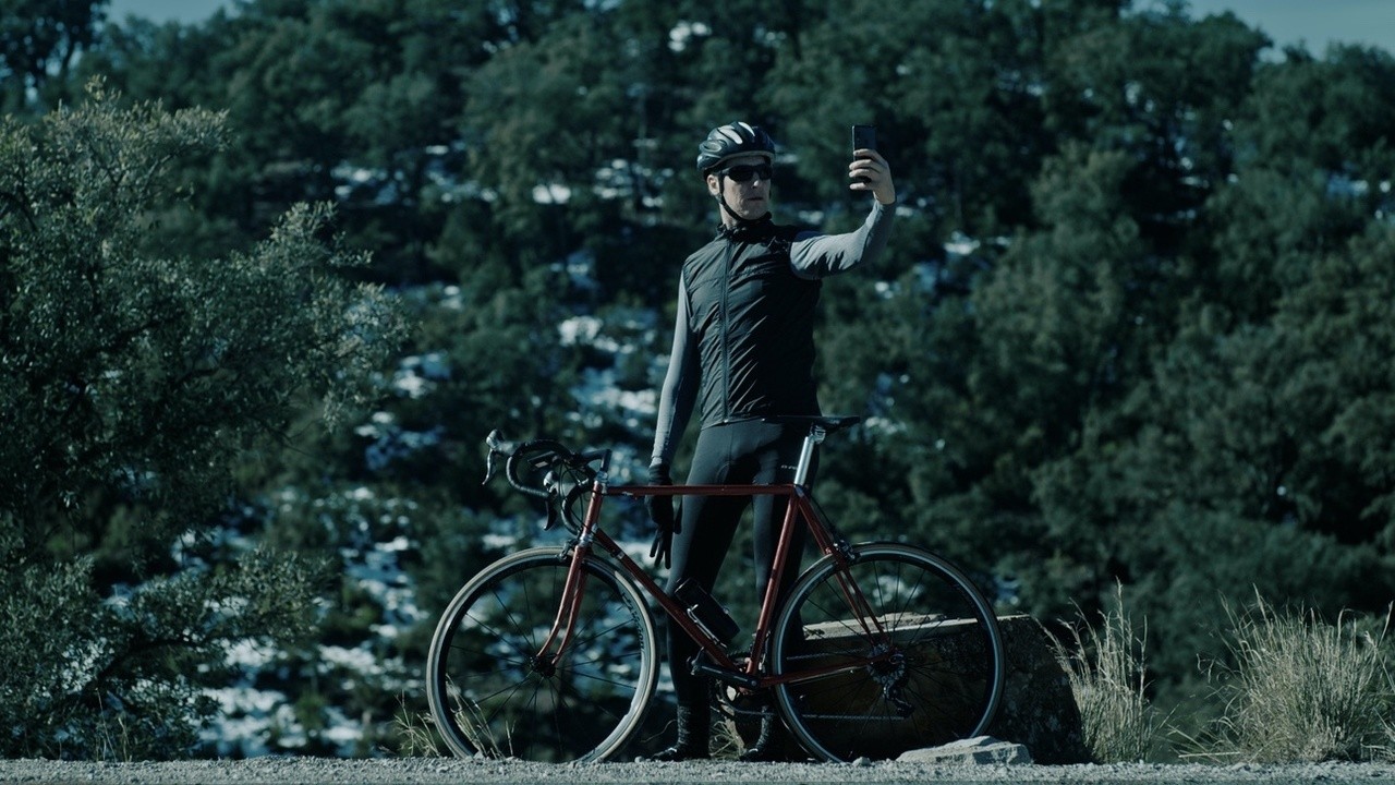 Outside is Free (2021) | MUBI