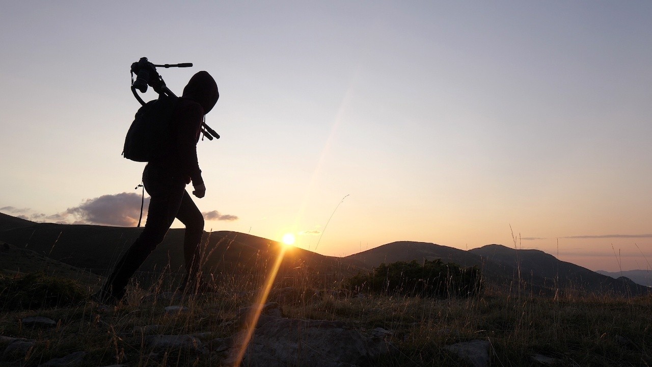 Alone in the Mountains (2022) | MUBI