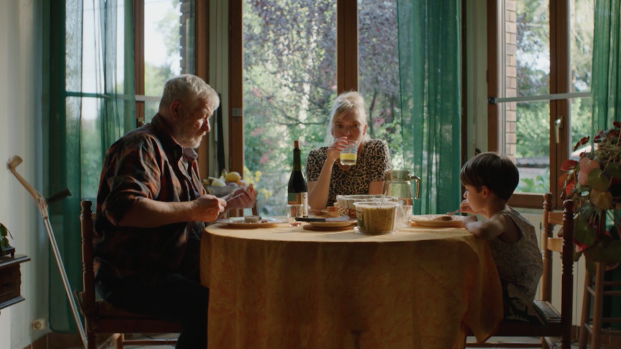 Off Side (2022) | MUBI