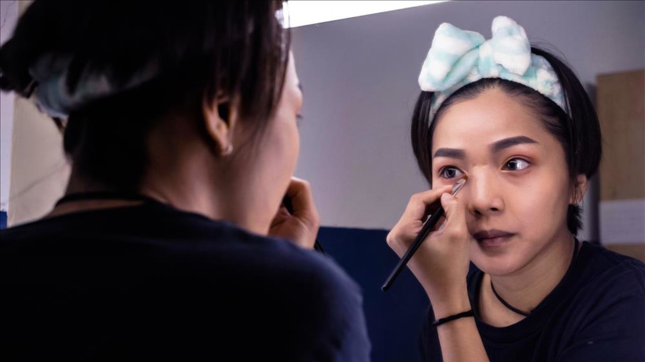 The Hostess (2021) | MUBI