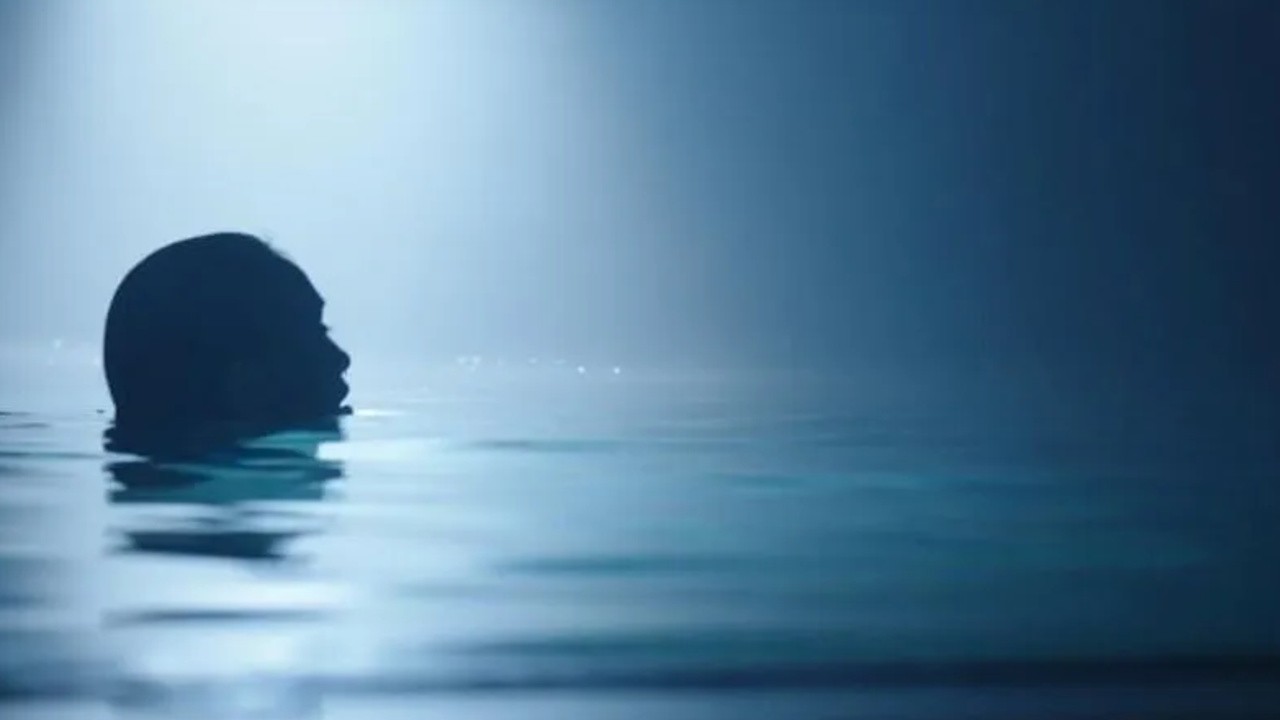 The Ghosts of Monday (2022) | MUBI