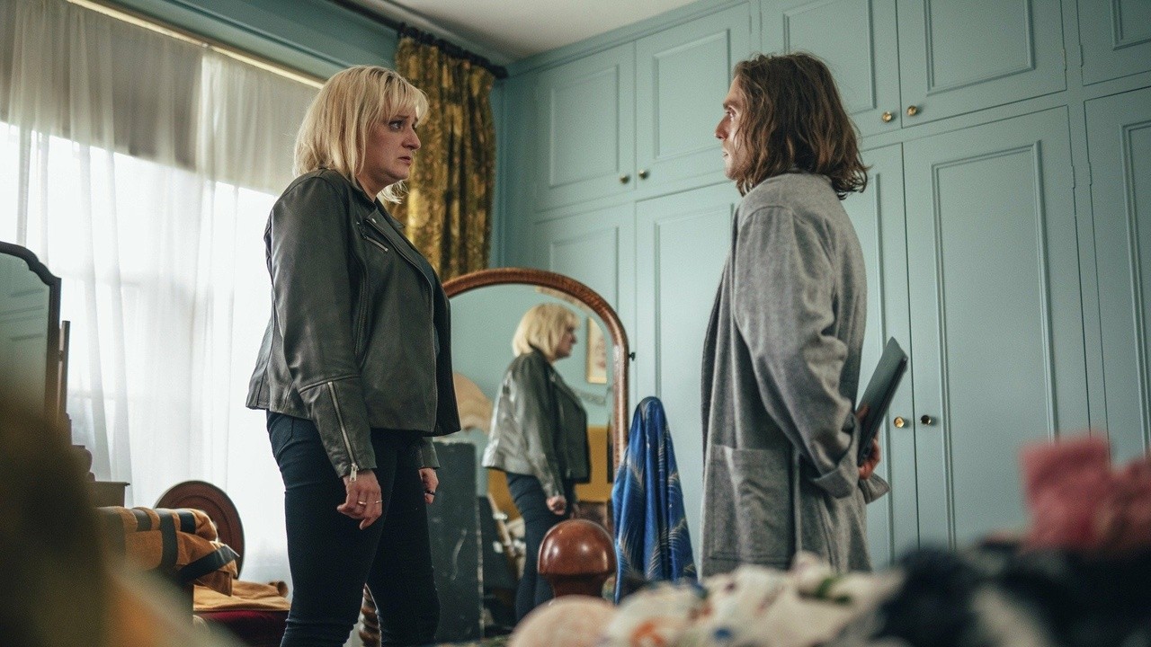 Rain Dogs (2023) | MUBI