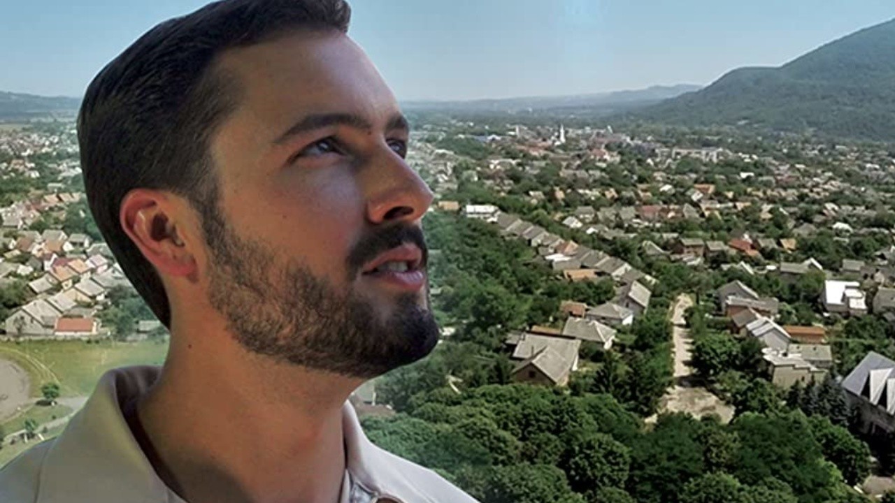 Angel Town (2015) | MUBI